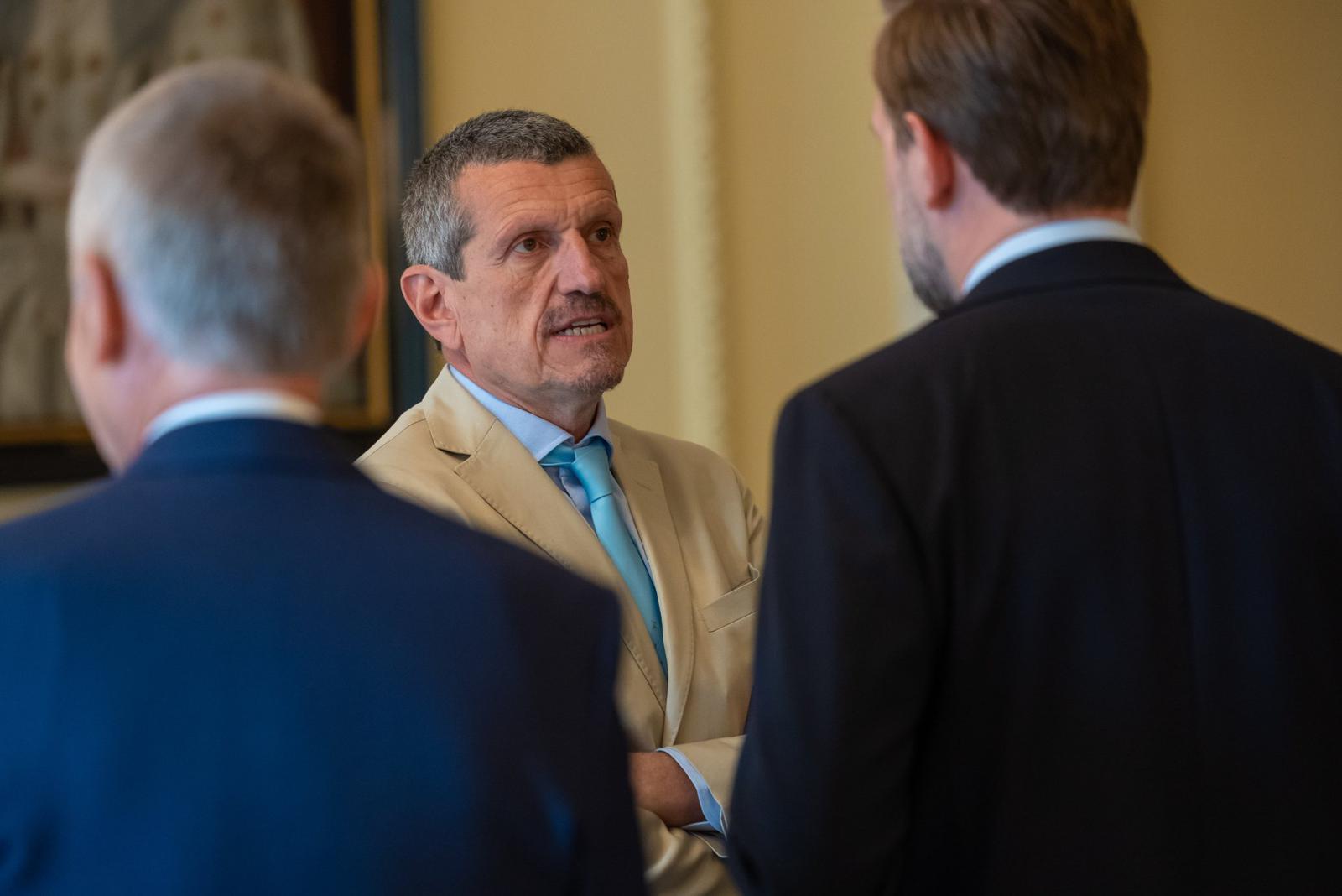 Formula 1 Team Principals Invited to Downing Street - Mark Gallagher